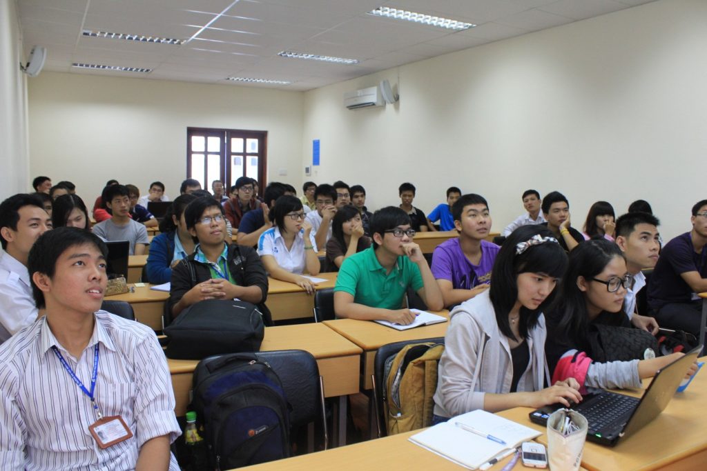 Buổi họp OISP Camp 2012 lần 2 | Trường Đại học Bách khoa - Văn phòng ...